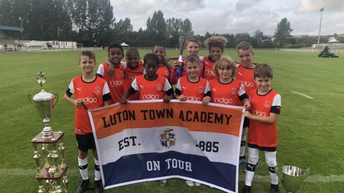 Watch Luton U10s beat PSG to win cup final penalty shootout – The Lutonian