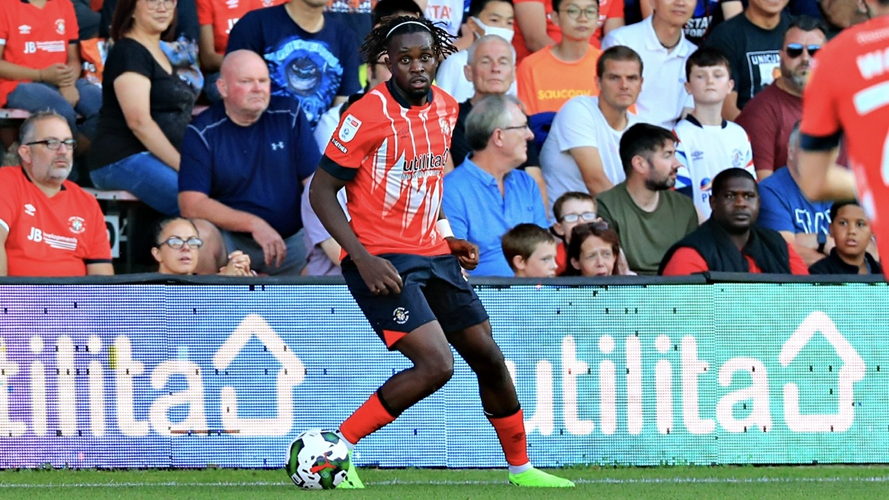 Jones reveals thoughts on loan moves for Luton foursome - The Lutonian
