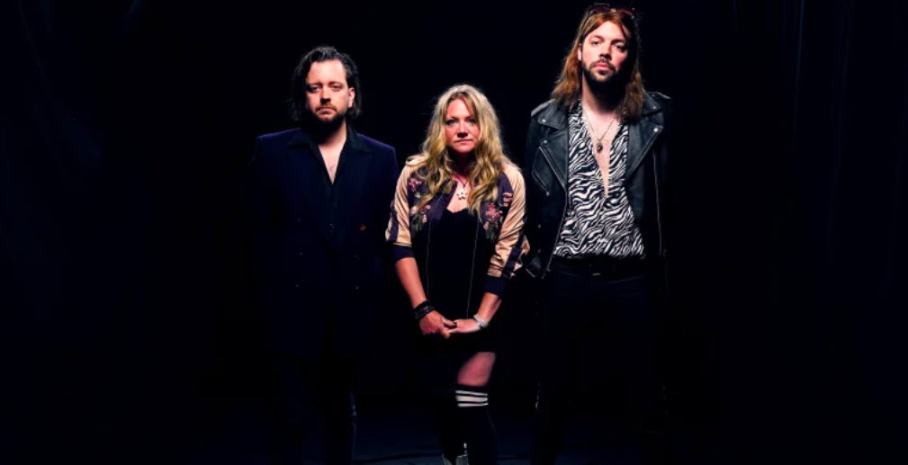 JW Paris drop Britpop-inspired anthem ‘with sonic nods’ to Elastica ...