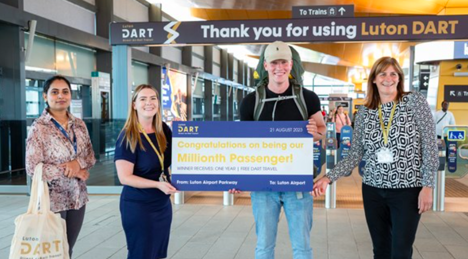 Luton DART rewards its one millionth passenger - The Lutonian
