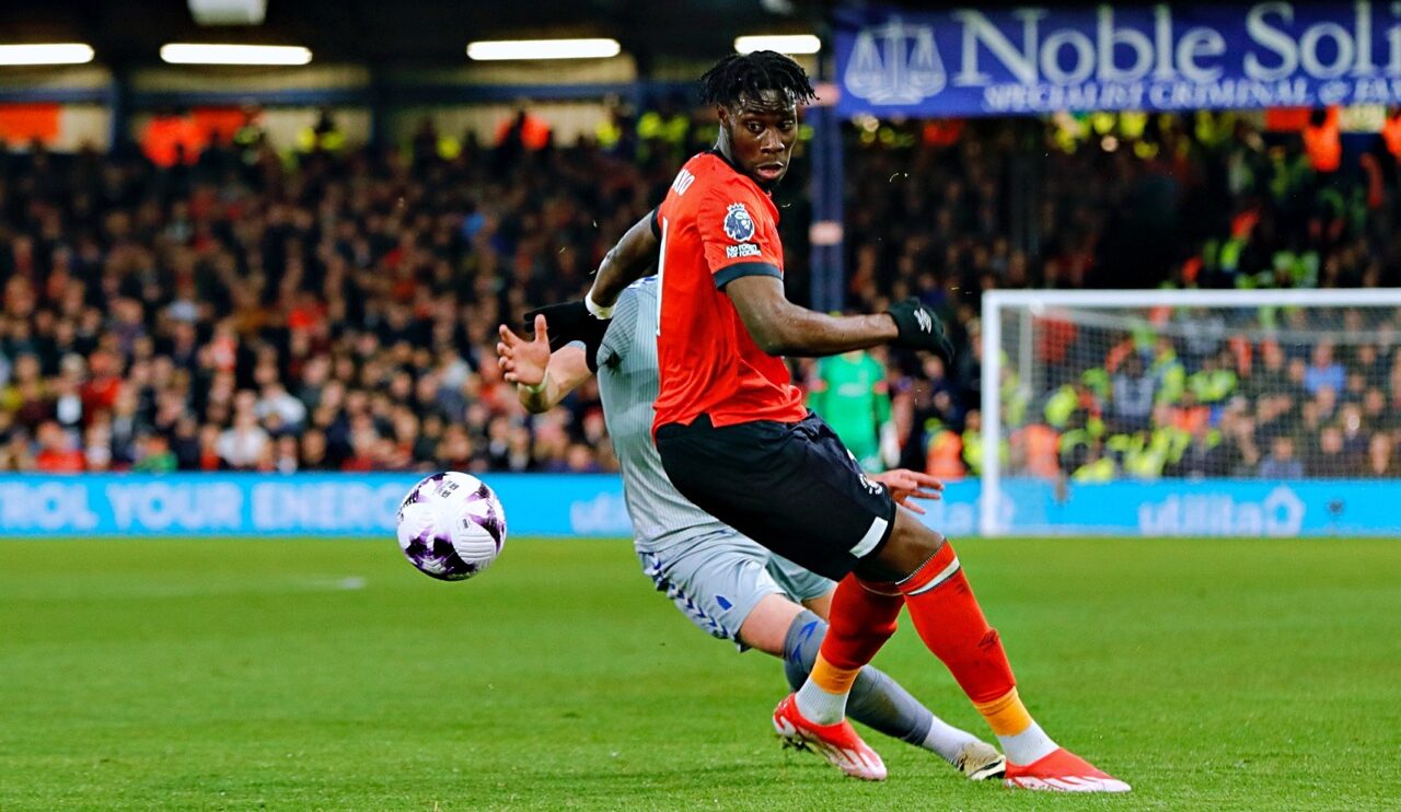 ‘Everyone needs to back Eli,’ urges Edwards as striker will start ...