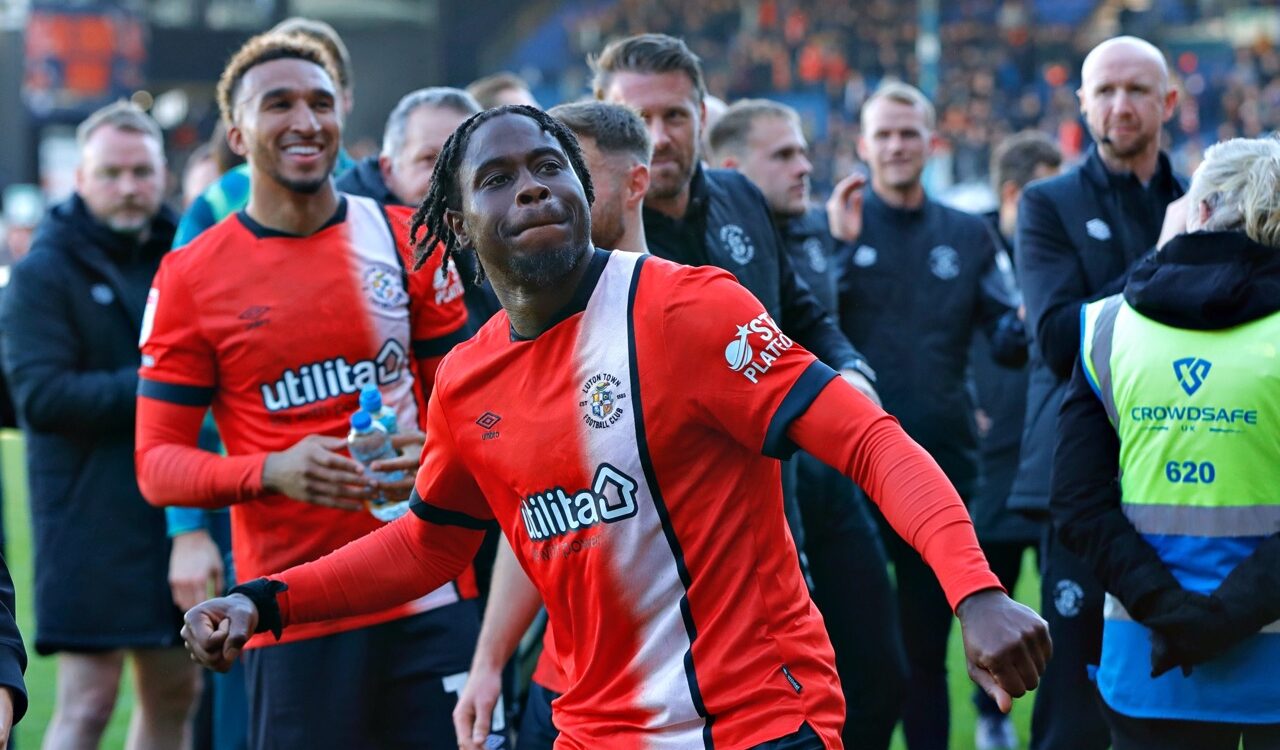 Testimonial planned for Pelly as Sweet and Wilkinson pay tribute to ...