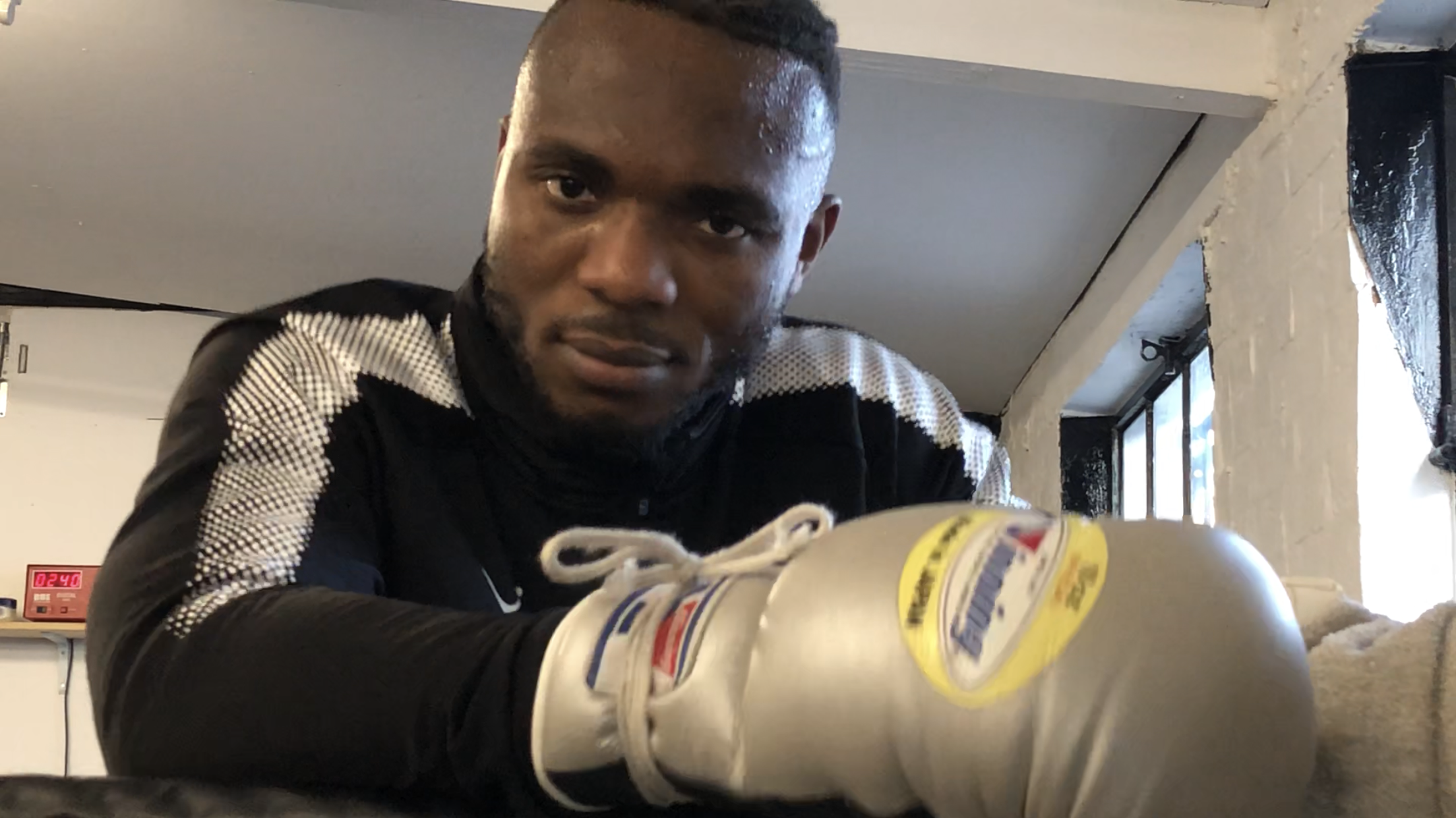 Udofia retains title as Prosper wins shot at British belt - The Lutonian