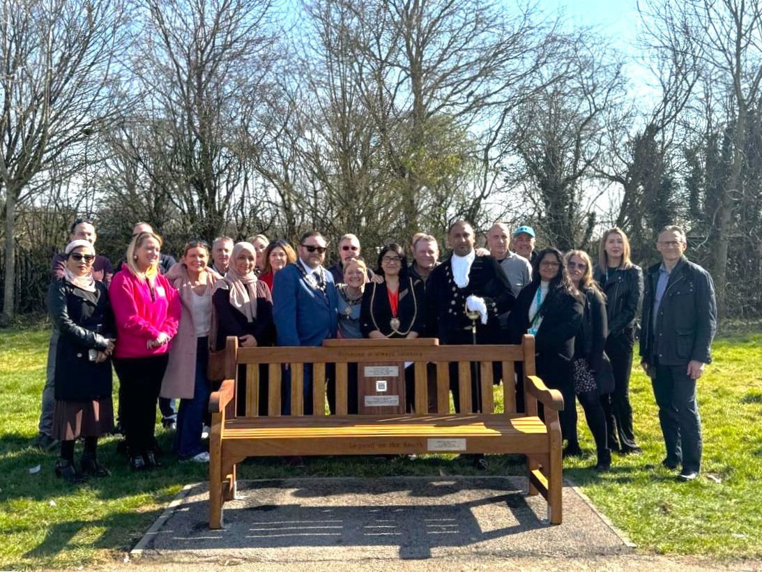 New mental health support benches installed in local parks - The Lutonian