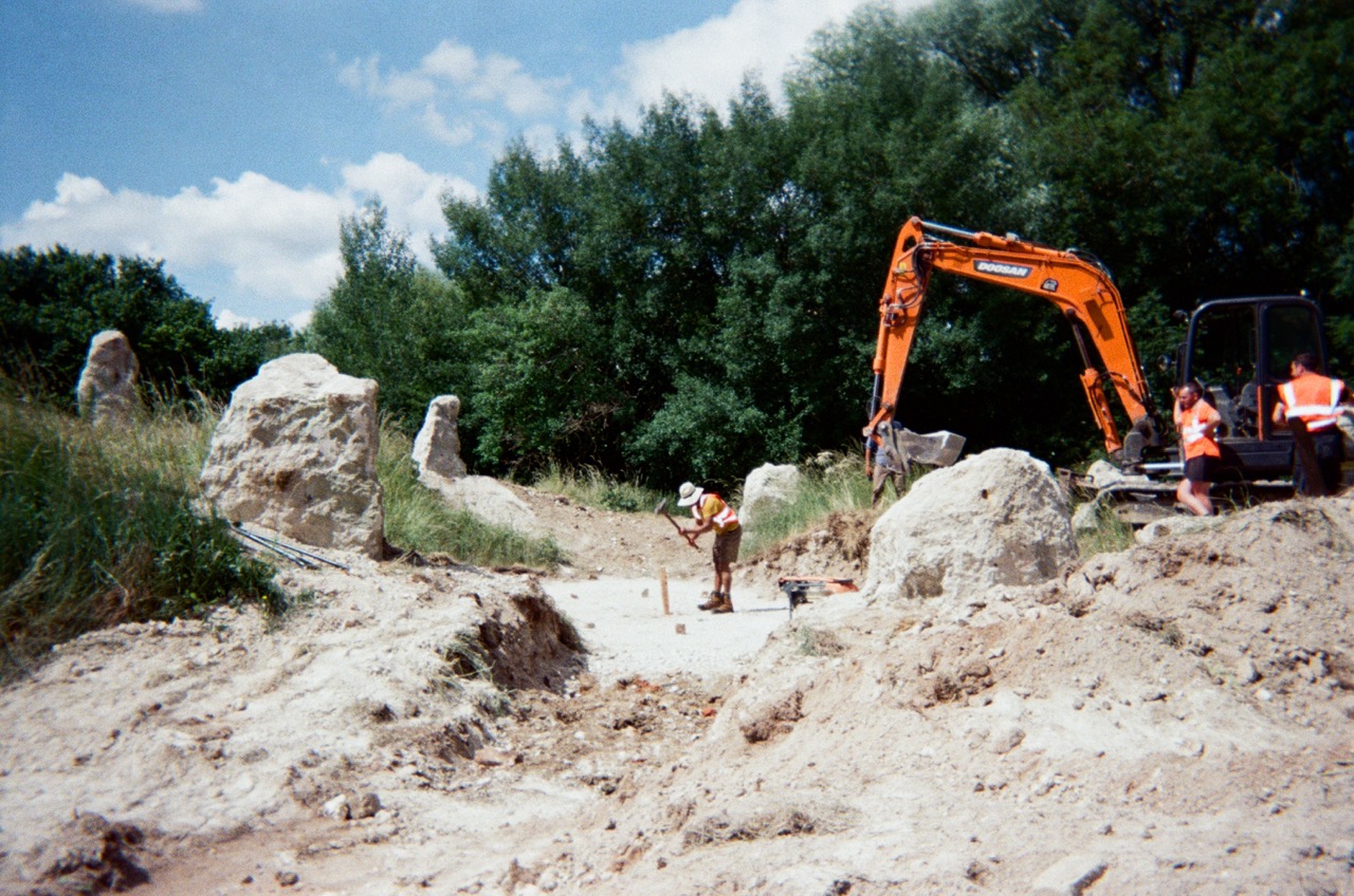 From ancient beginnings to rave legacy – Luton Henge Festival to ...