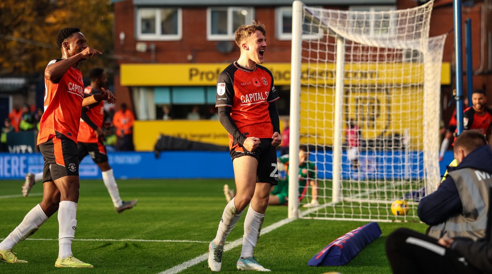 Wilshere hails Richards’ ‘magic’ touch as teenager’s rise continues ...